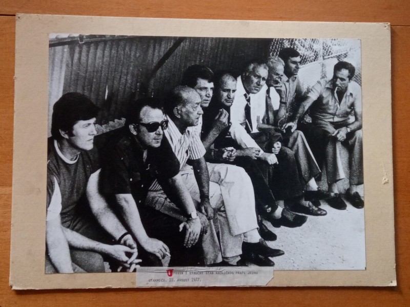 FK Radnički Niš - Uprava i Stručni Štab 1977.g