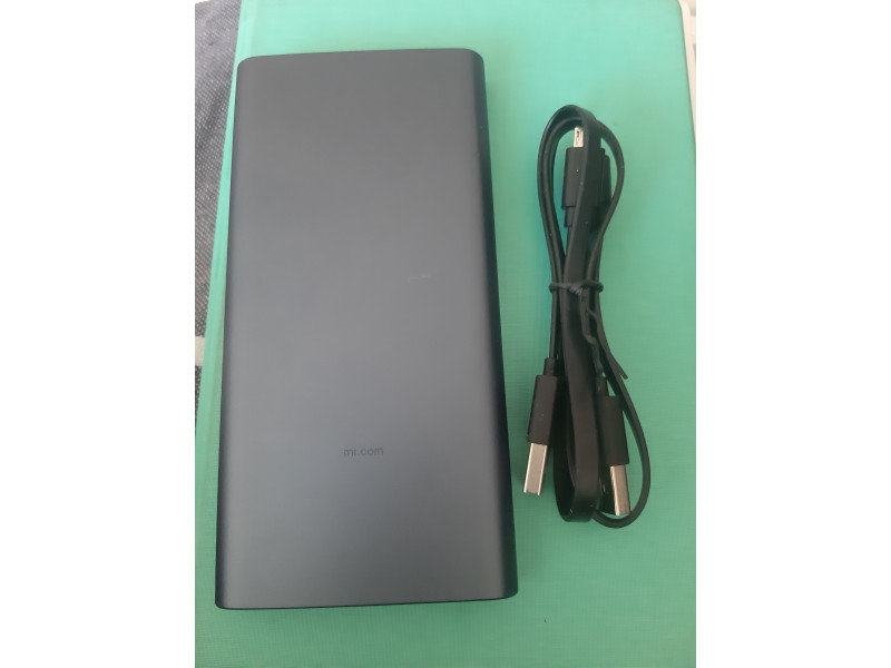 Xiaomi 10000 maAh 18W fast power 3 black sa kablom