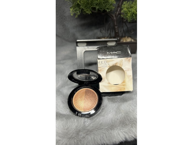 MAC Mineralize Eye Shadow Duo
