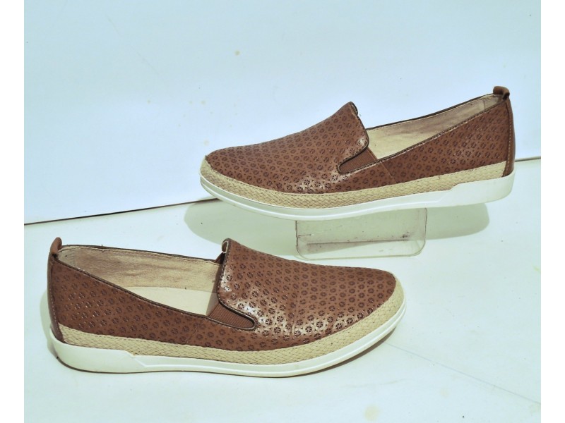 KOZNE ,,CAPRICE,, kai NOVE espadrile br.39