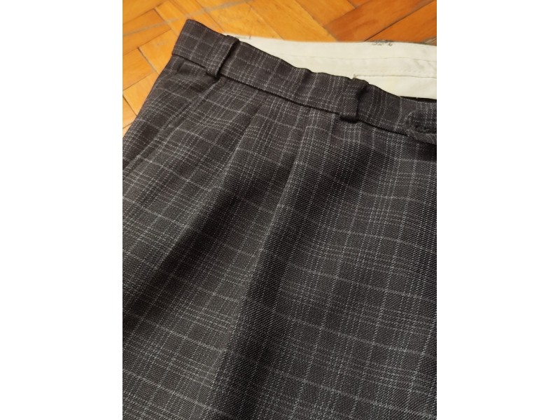 RETKO Vintage siroke elegantne KARIRANE muske pantalone