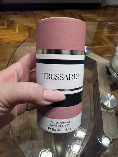 XSNIŽENX TRUSSARDI FEMININE EDP 90 ML