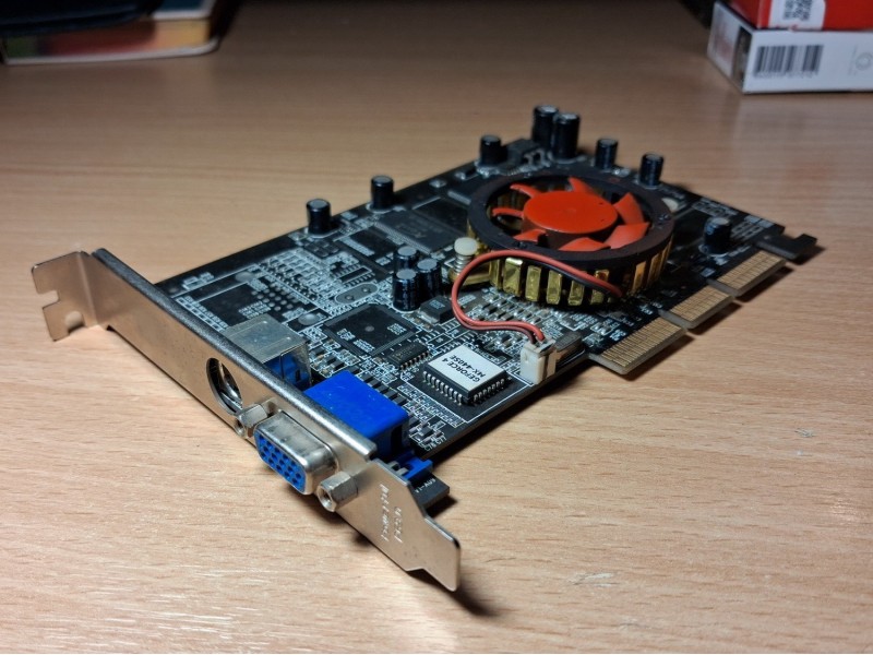 Msi Nvidia GeForce4 MX-440SE - 64MB DDR - AGP