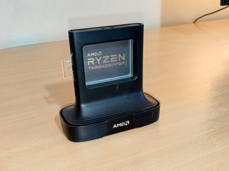 AMD Threadripper Packaging