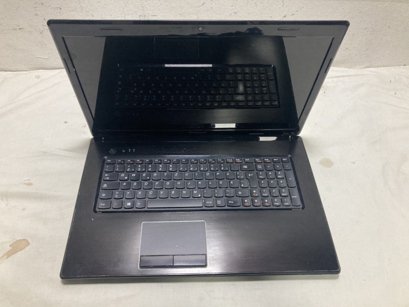 Lenovo G780