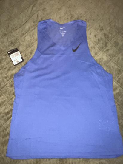 NIKE AeroSwift Dri-FIT Running Vest vel. M NOVO