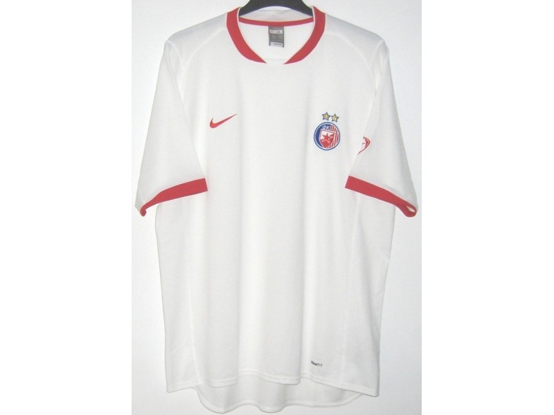 FK CRVENA ZVEZDA, NIKE, perfektan dres!
