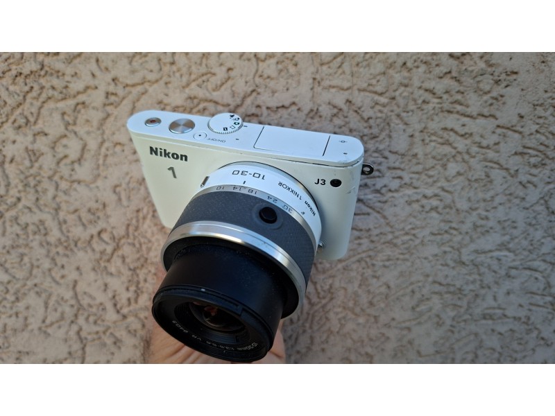 Nikon 1 J3