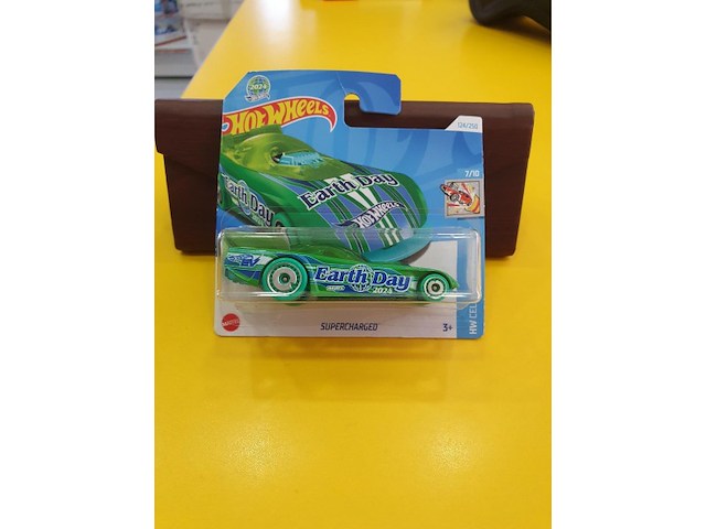 Hot wheels auto supercharged