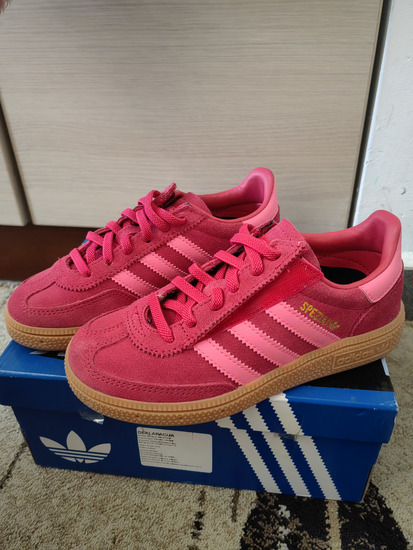 Adidas spezial dečije