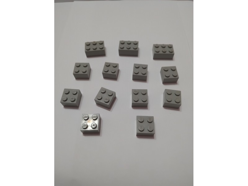 Lego Light Gray Kocke 1.