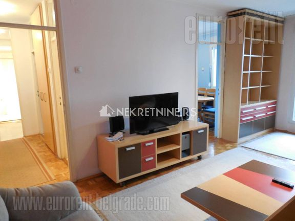 #11041, Izdavanje, Stan, BLOK 25, 850 EUR