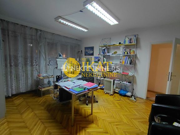 Novi Beograd, Blok 33, 68m2, 3.5, dobro pozicioniran stan ID#4932