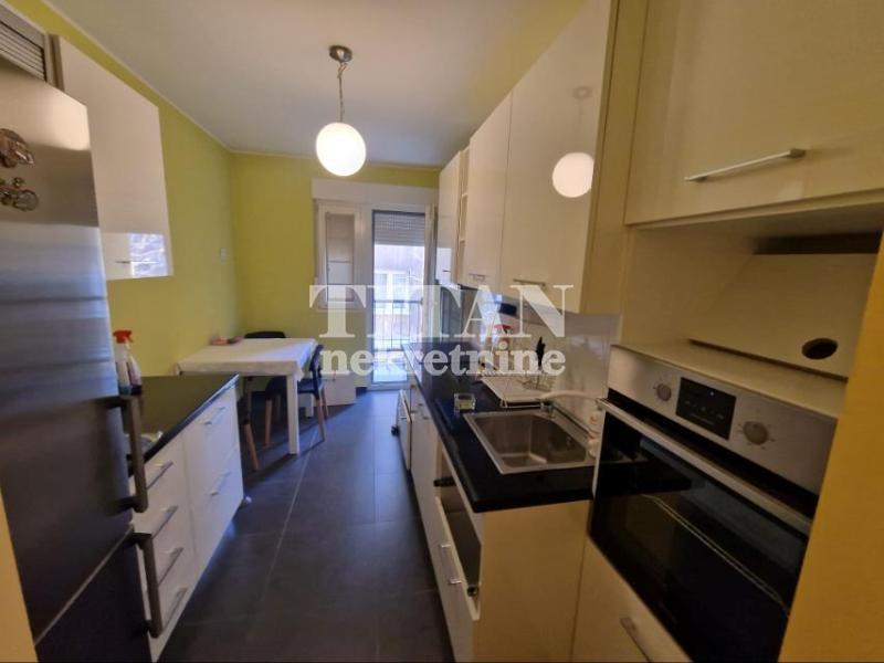na Dorćolu,renoviran,uknjizen ,odmah useljiv ID#5665
215.000 €