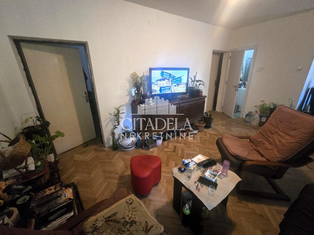Petlovo brdo - Tuzlanska 43+18kvm ID#2241
100.000 €