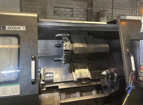 CNC strug HYUNDAI WIA L 400 MC