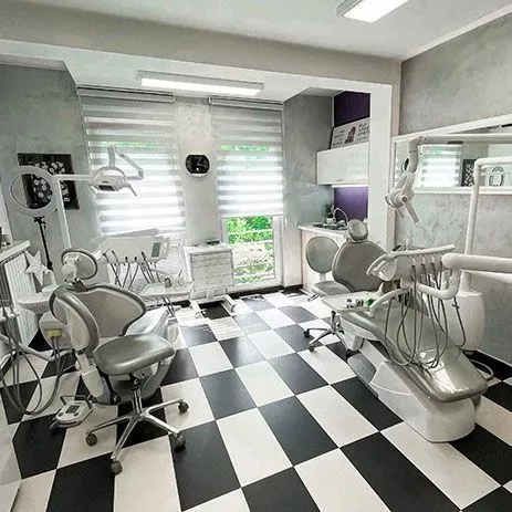 OSMEH DOSTOJAN VAŠEG SAMOPOUZDANJA - DENTAL JOVANOVIĆ