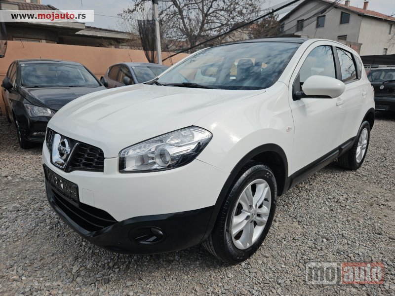 Nissan Qashqai REST NAV KAM PANO