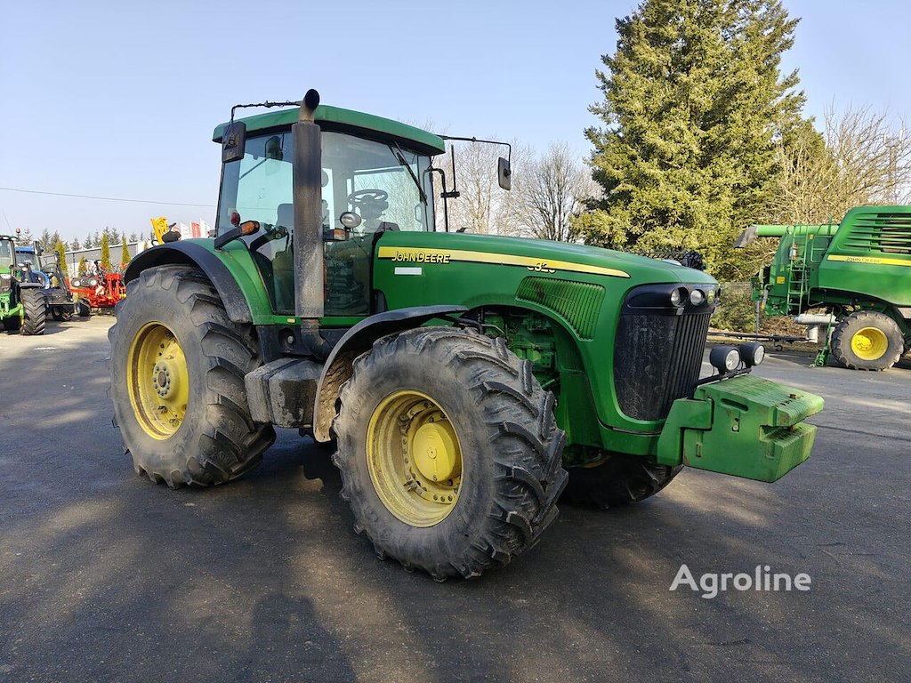 John Deere 8320 traktor točkaš