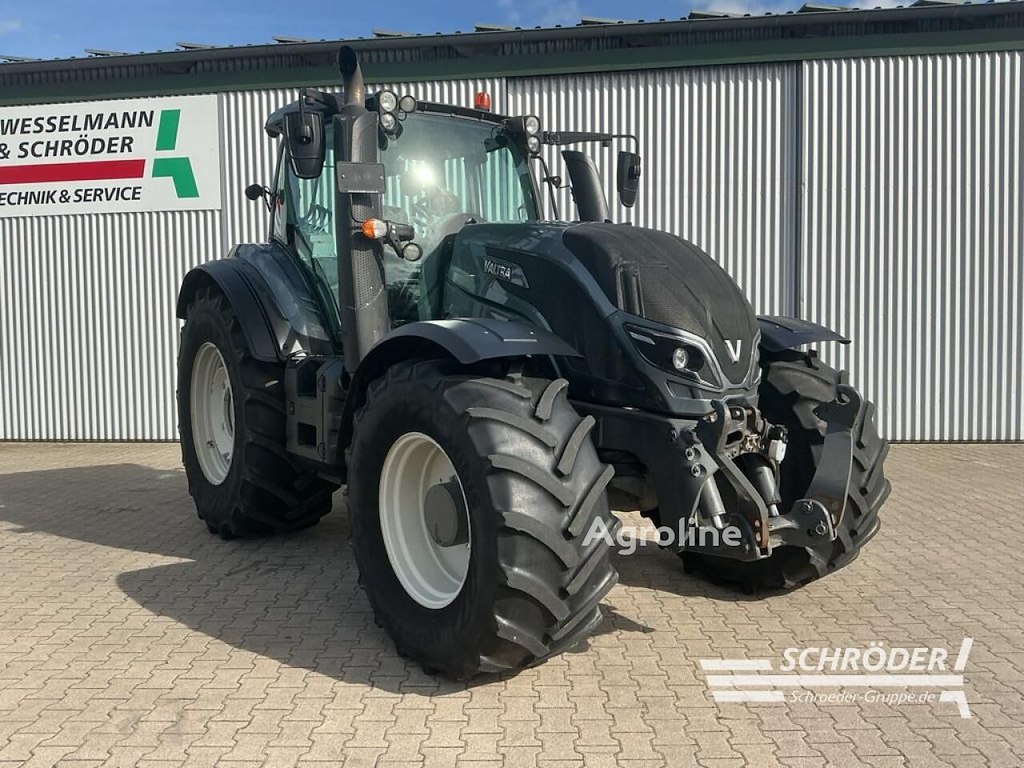 Valtra T 234 A traktor točkaš