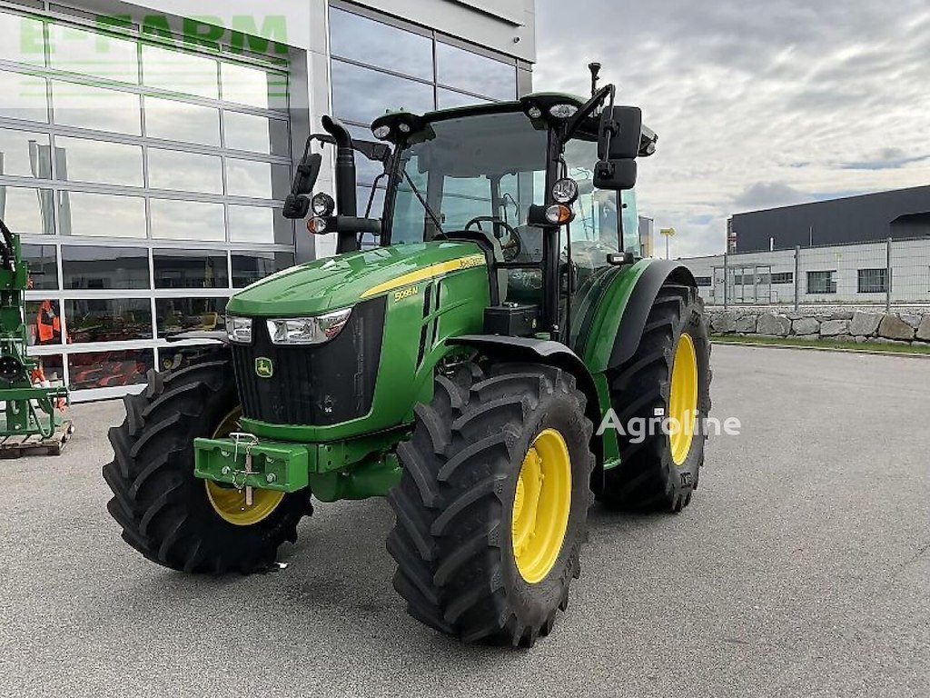 John Deere 5095m traktor točkaš