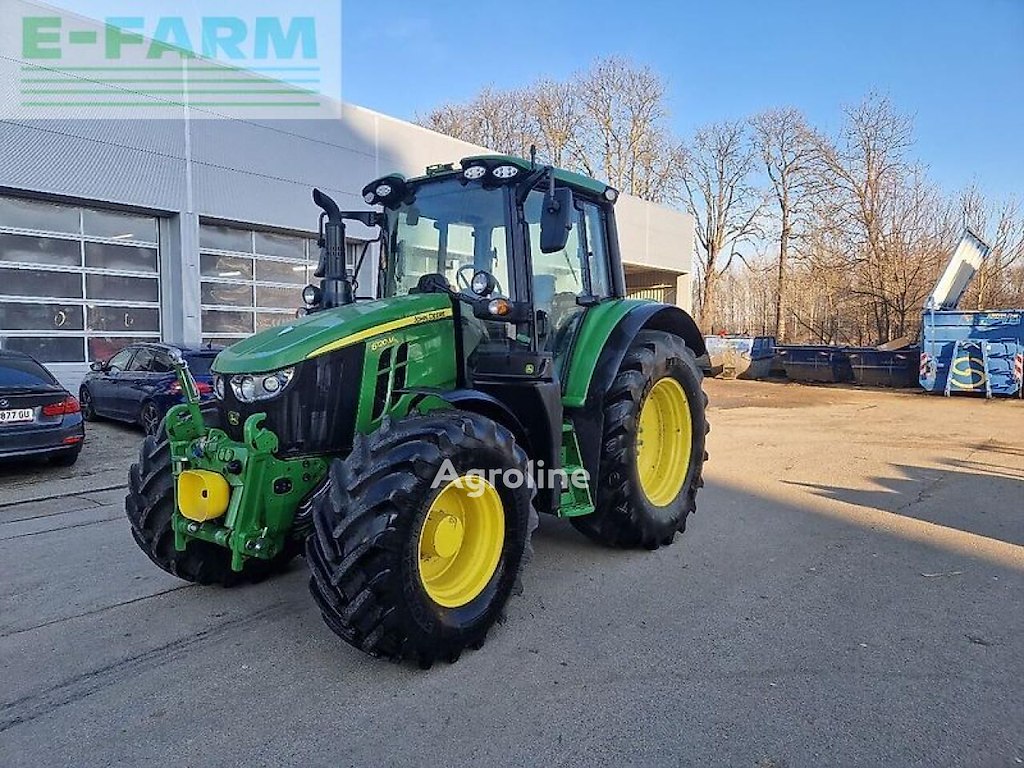 John Deere 6120m traktor točkaš