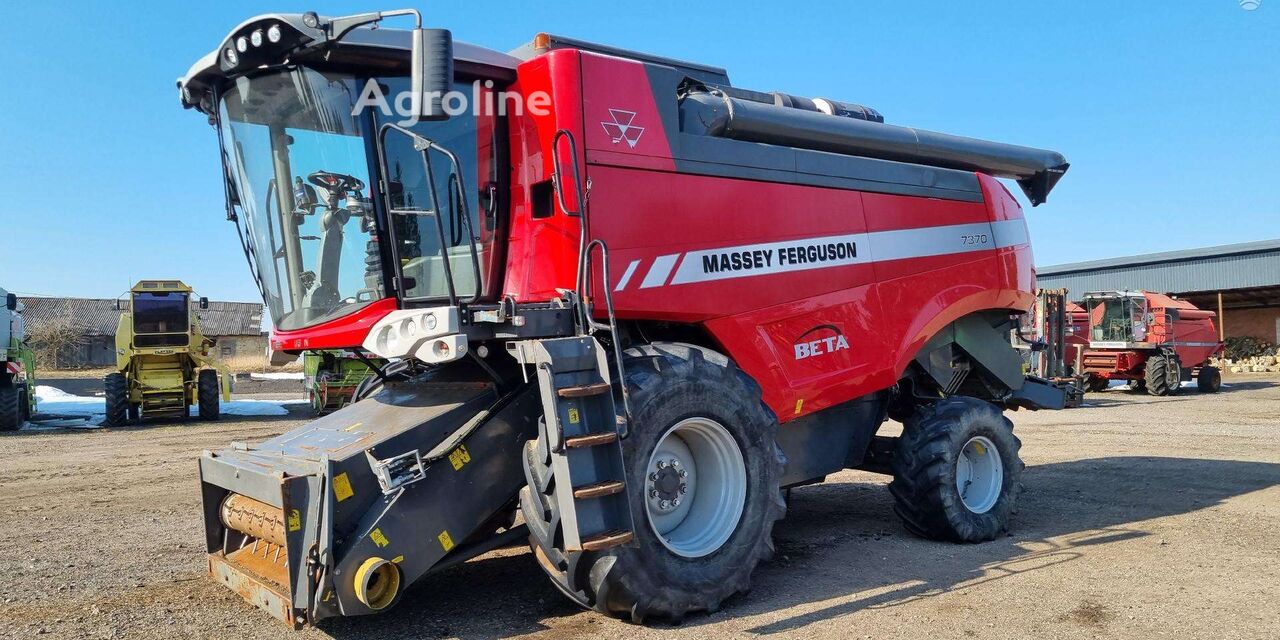Massey Ferguson 7370 BETA, GPS kombajn za žito