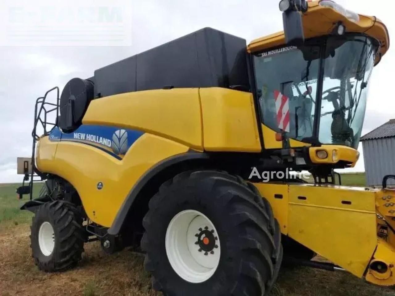 New Holland cr8080 kombajn za žito