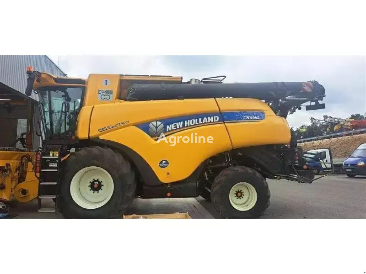 New Holland cr9-90 kombajn za žito