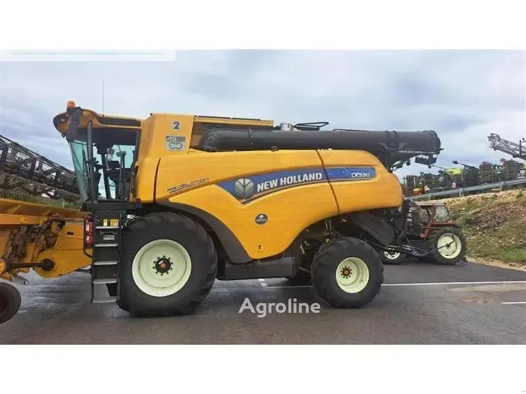 New Holland cr9-90 kombajn za žito