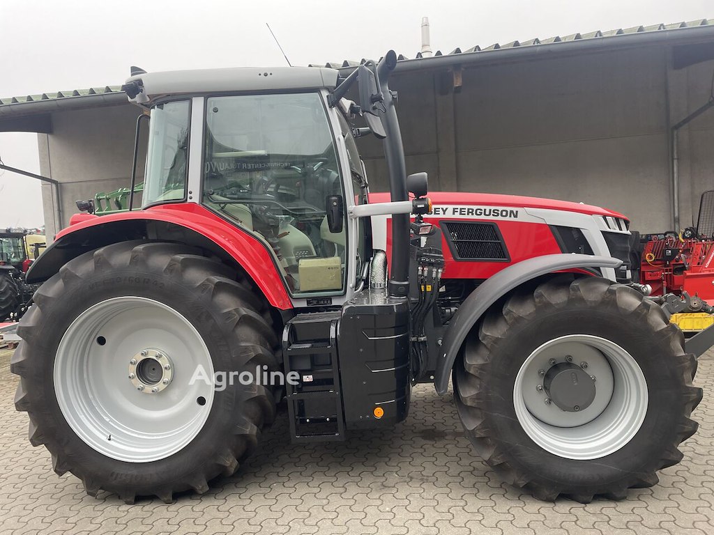 Massey Ferguson 7S.210 Dyna-VT EXCLUS traktor točkaš