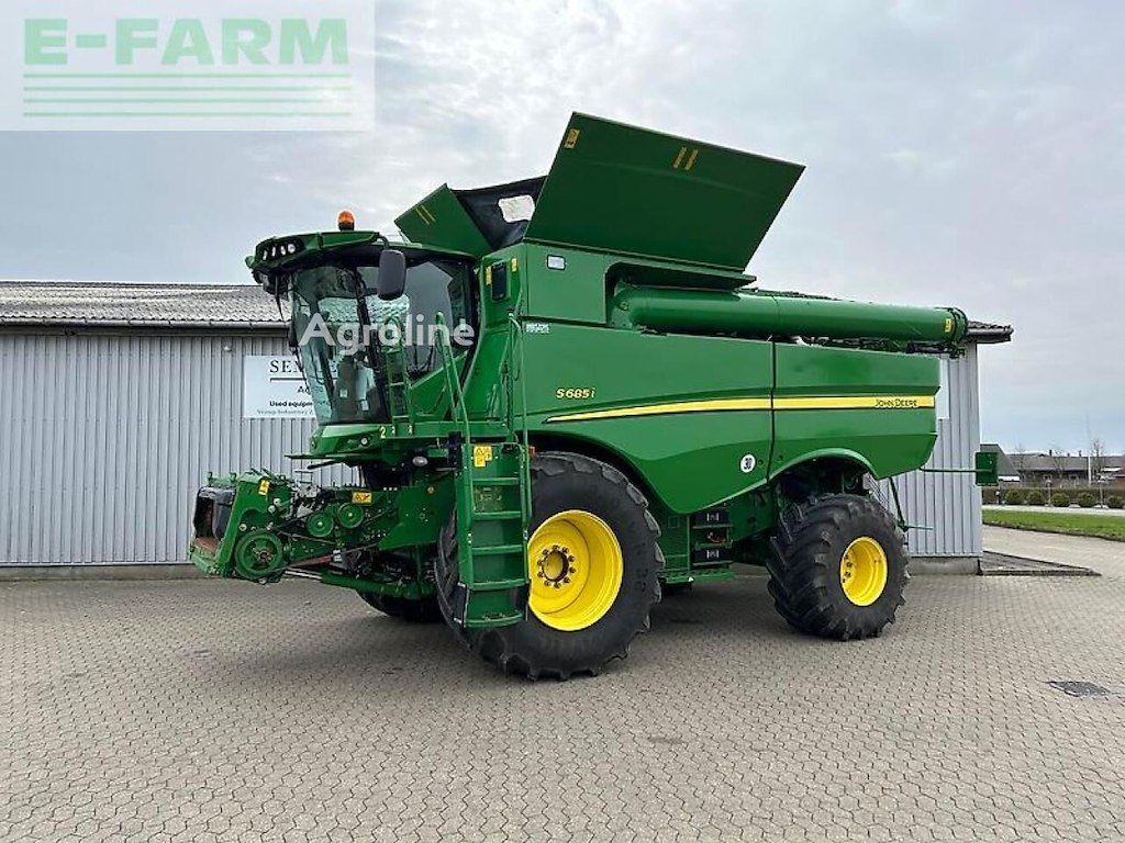 John Deere s685i kombajn za žito