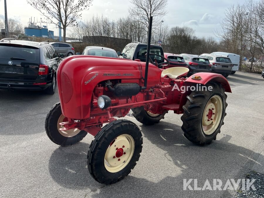 Prodaje se Porsche Standard T traktor točkaš na aukciji