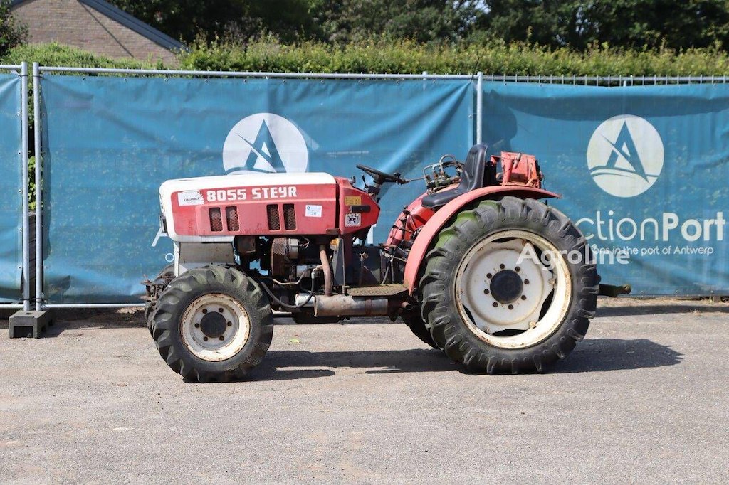 Prodaje se Steyr 8055 traktor točkaš na aukciji