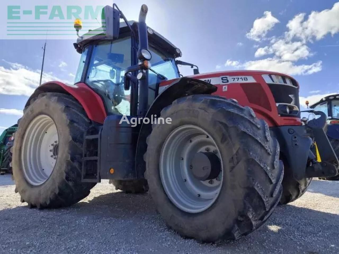 Massey Ferguson 7718 s traktor točkaš
