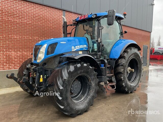 Prodaje se New Holland T7.220 traktor točkaš na aukciji