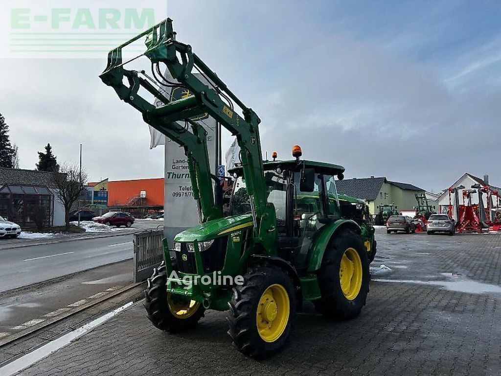 John Deere 5067 e traktor točkaš