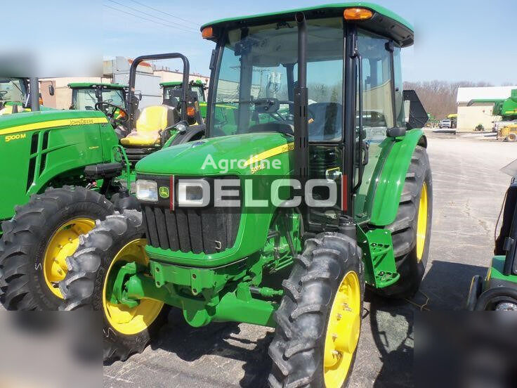 Novi John Deere 5075E traktor točkaš