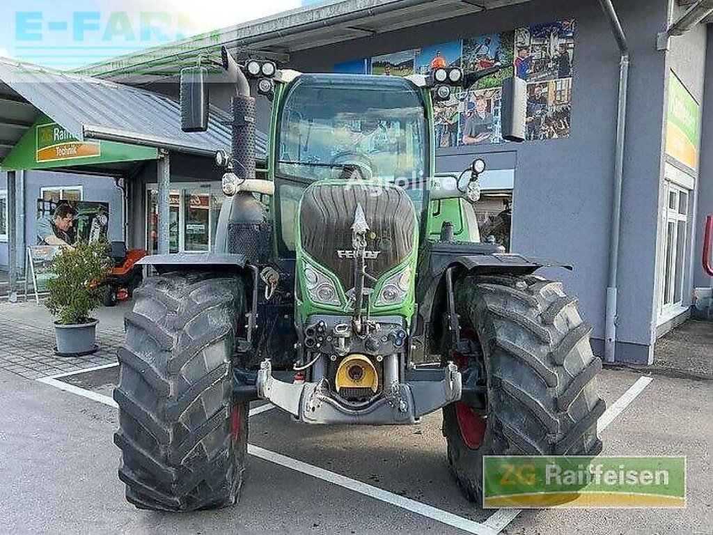 Fendt 724 scr profi plus traktor točkaš