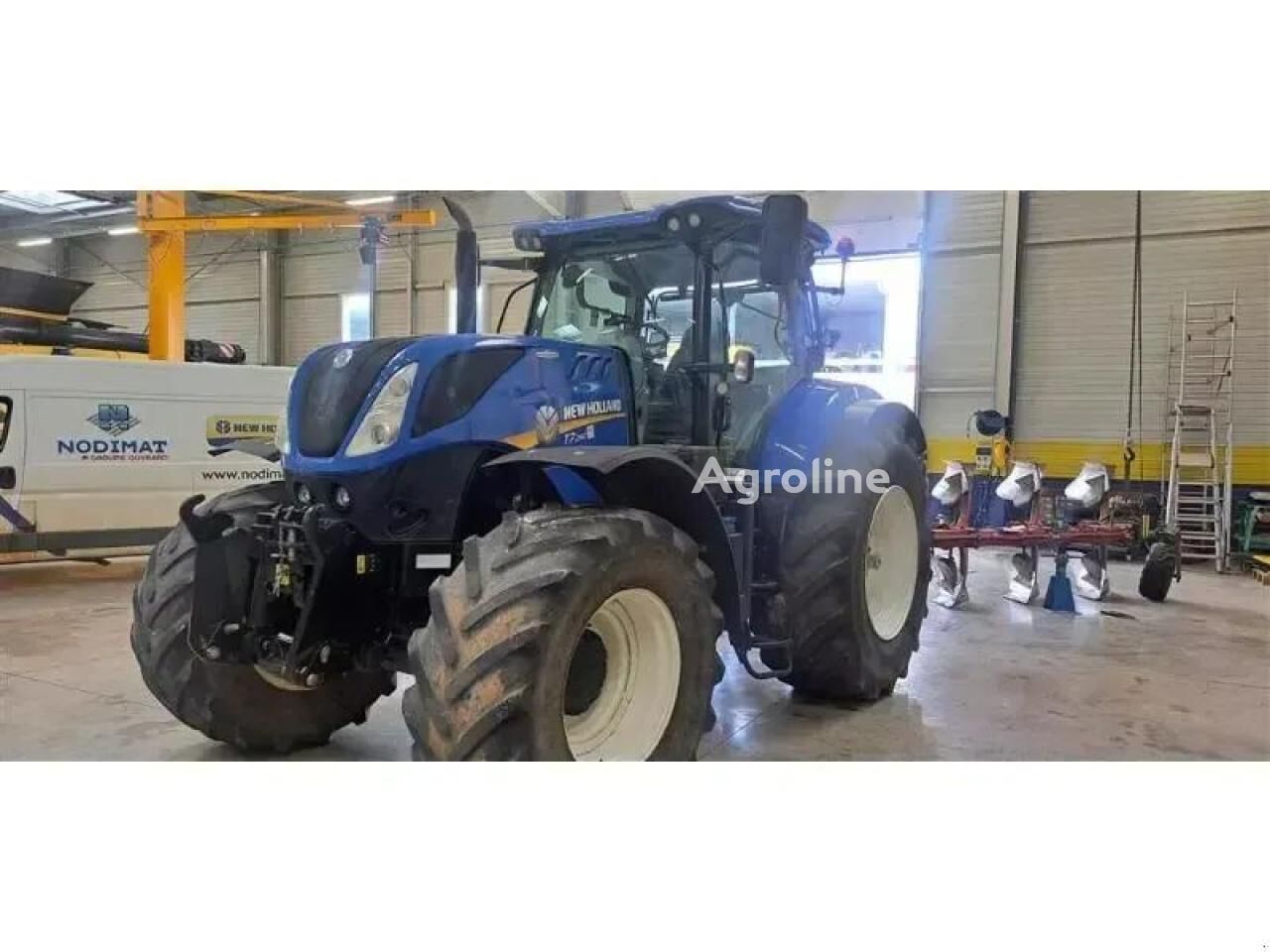 New Holland t7-260ac traktor točkaš