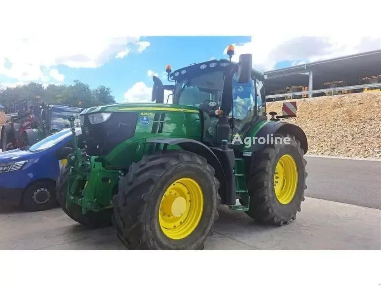 John Deere 6250r traktor točkaš