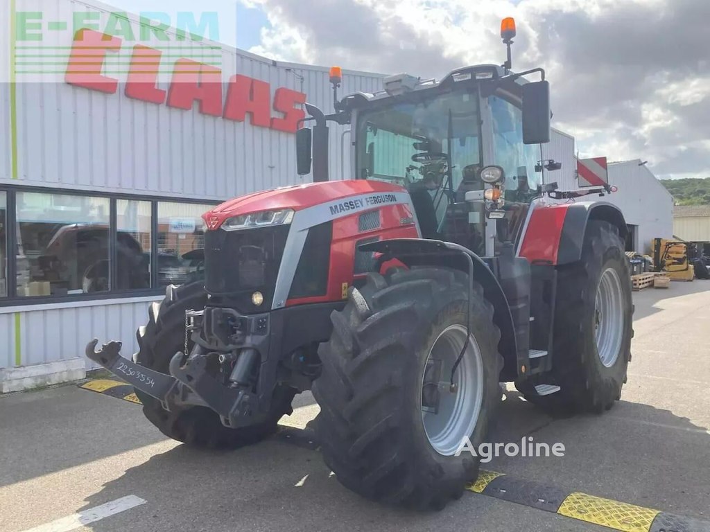 Massey Ferguson 8s.245 traktor točkaš