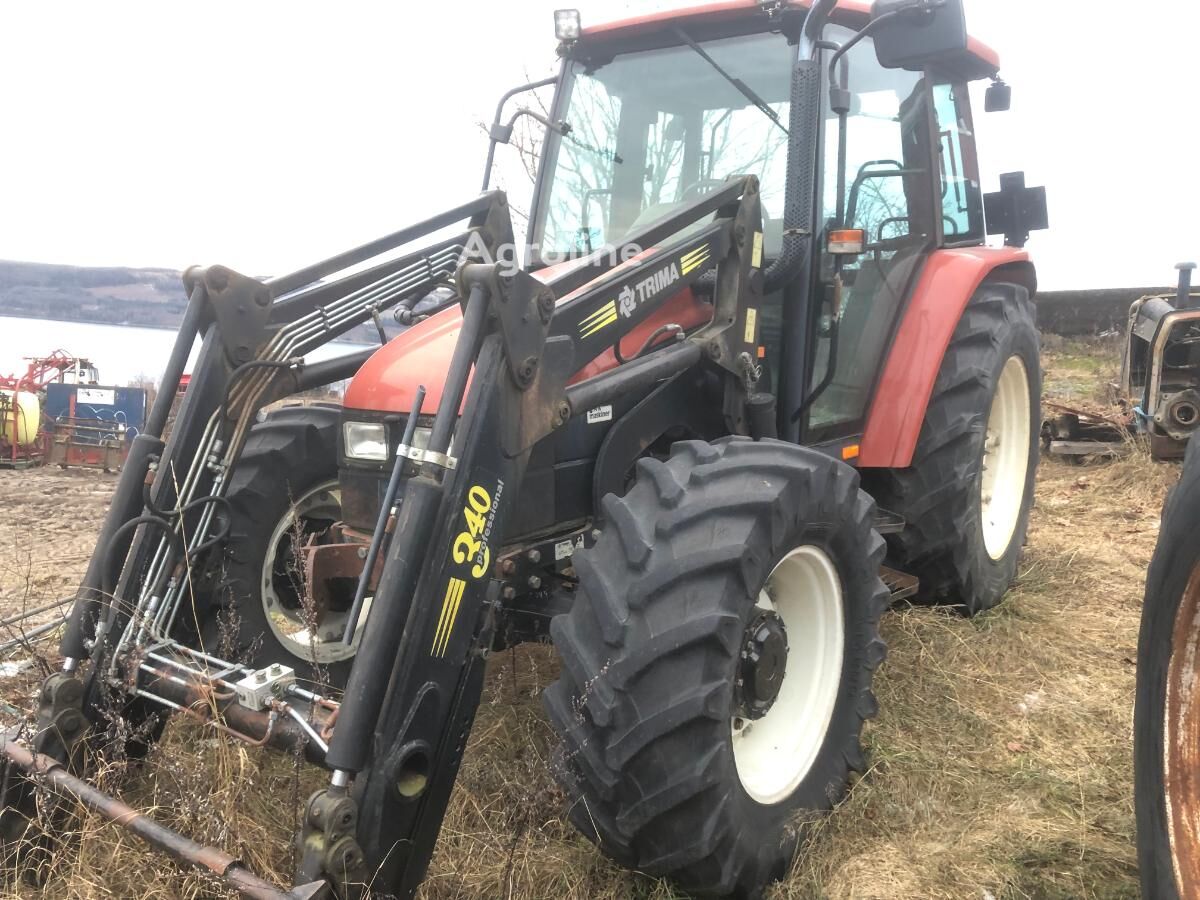 Prodaje se New Holland TL80 traktor točkaš na aukciji