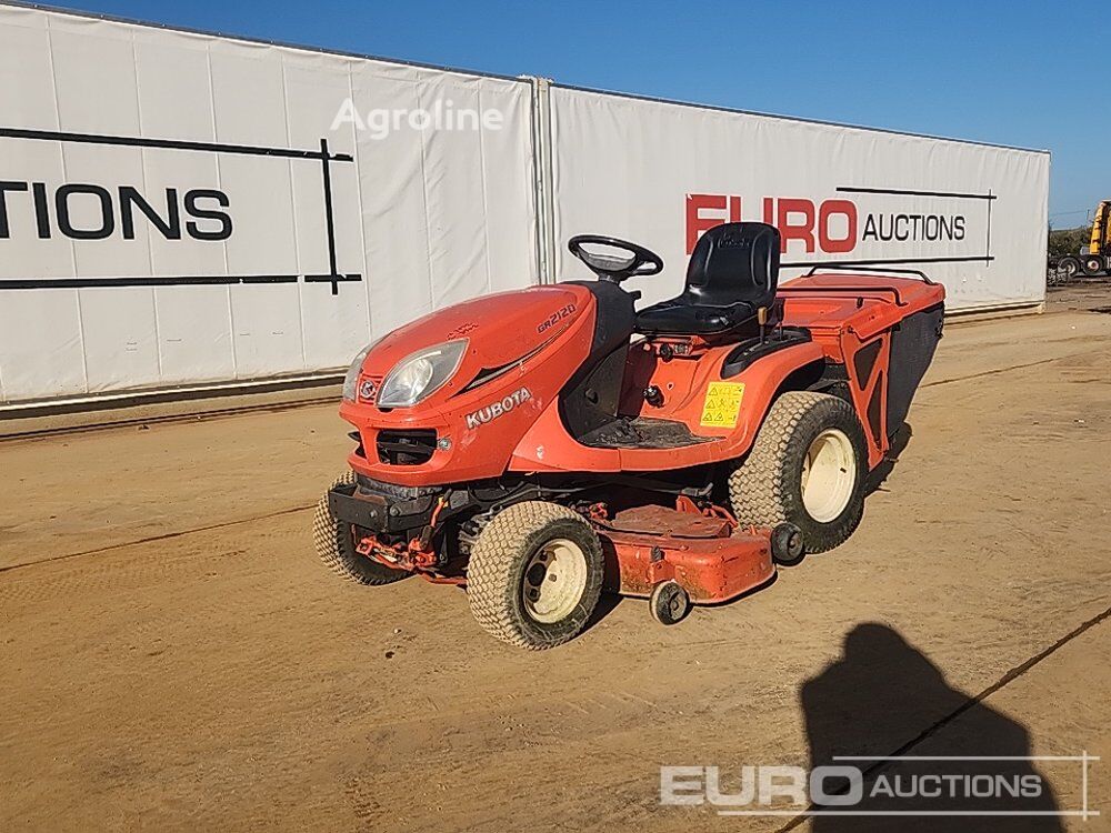 Prodaje se Kubota GR2120 traktor kosilica na aukciji