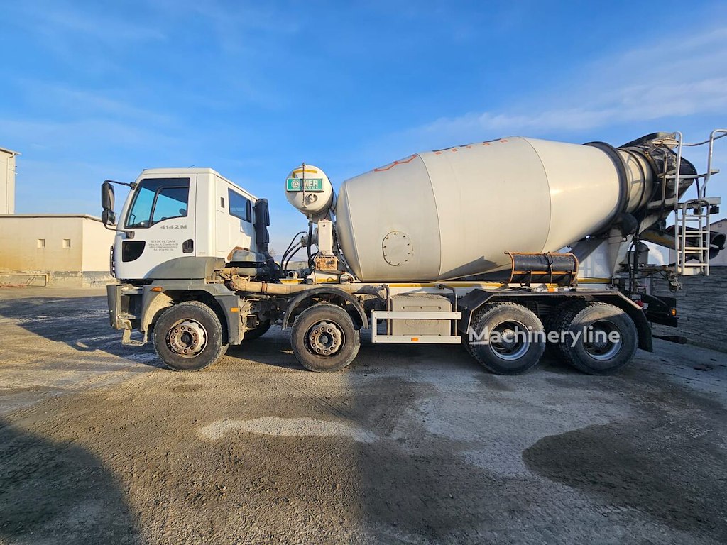 Ford Cargo 4142 kamion s mešalicom za beton