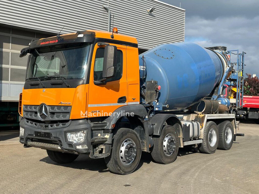 Stetter AM 9/8 FHCLL na šasiji Mercedes-Benz Arocs 3236 kamion s mešalicom za beton