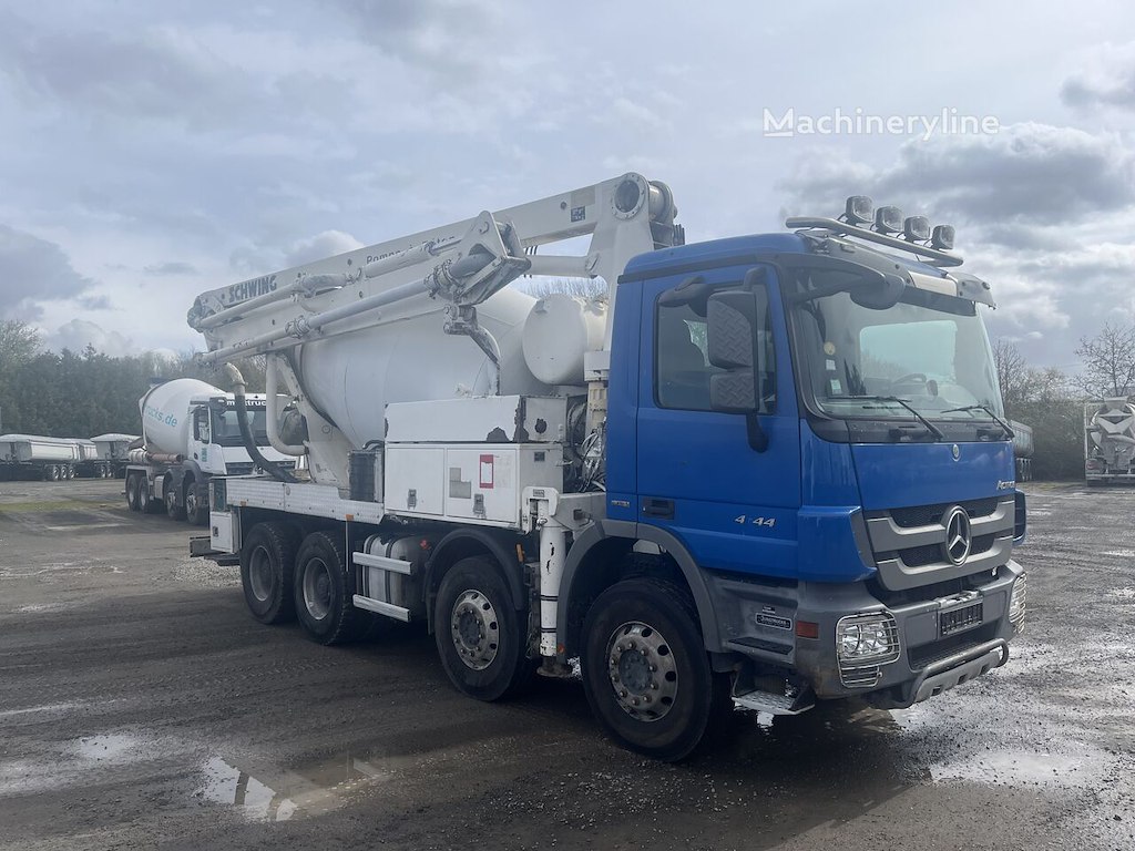 Schwing S24 - BP600 na šasiji Mercedes-Benz Actros 4144 Schwing 24m pumpa za beton