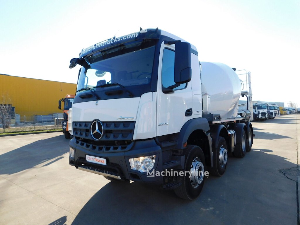 Mercedes-Benz Arocs kamion s mešalicom za beton