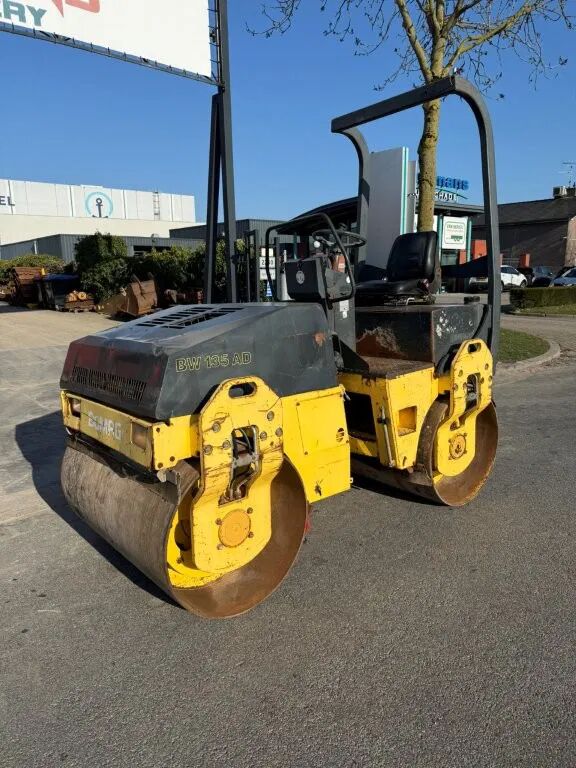 BOMAG BW135AD valjak za asfalt