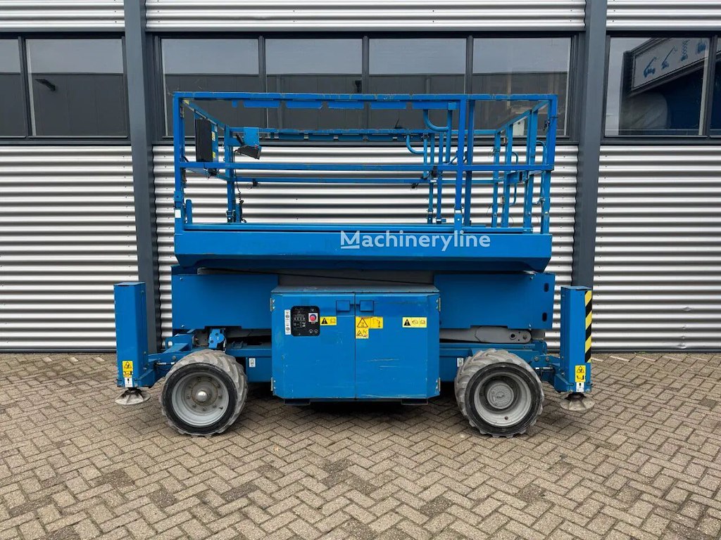 Genie GS3369DC Hoogwerker Schaarhoogwerker makazasta platforma